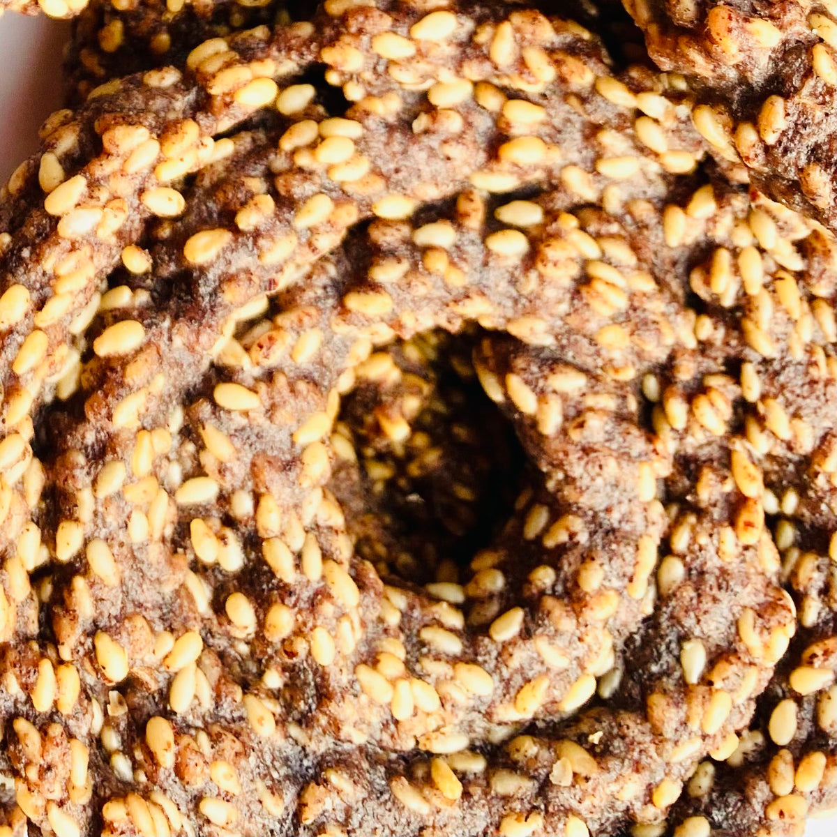 Nalla Biyyam Chuppulu-Black Rice Flour Sesame Spirals – Vintage Farmers